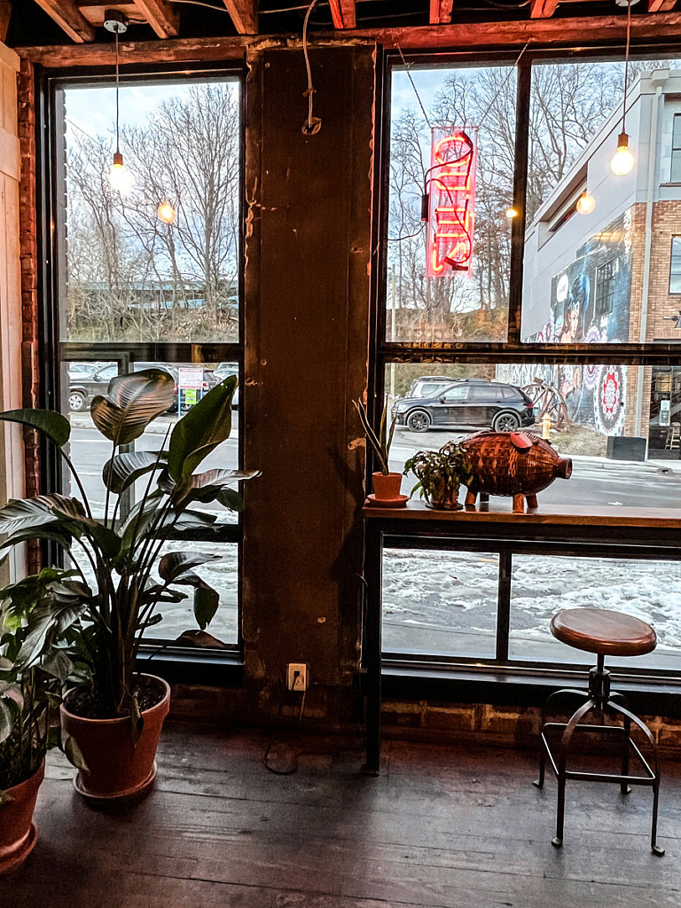 Eclectic Kim Review: Buxton Hall Barbecue