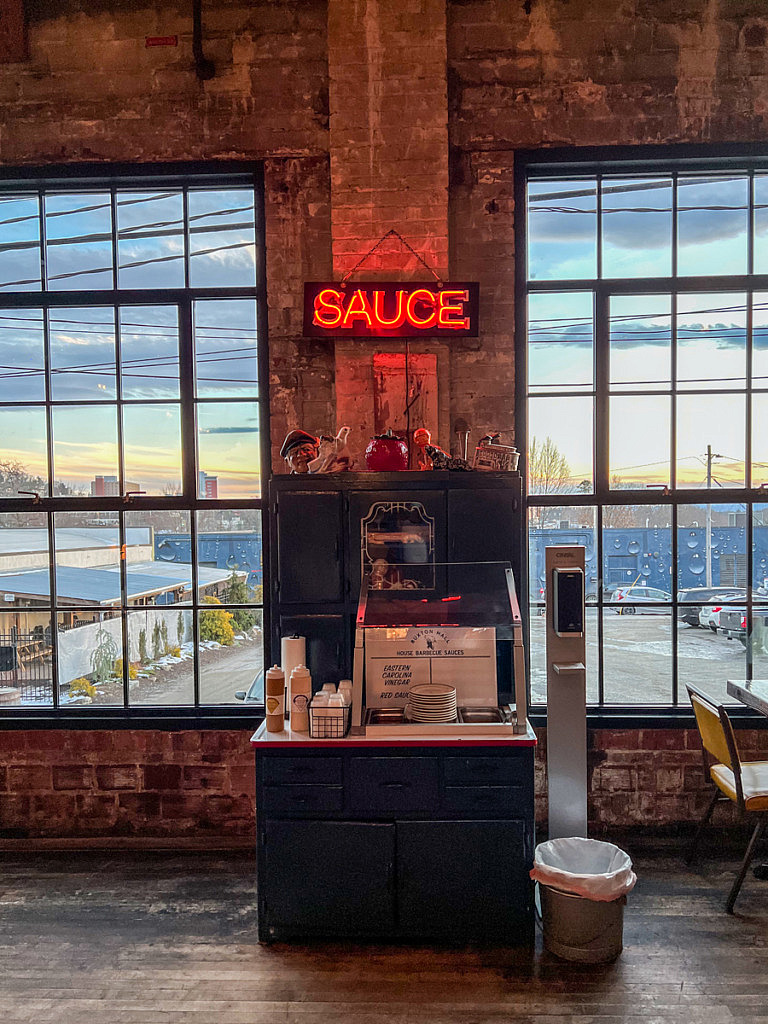 Eclectic Kim Review: Buxton Hall Barbecue