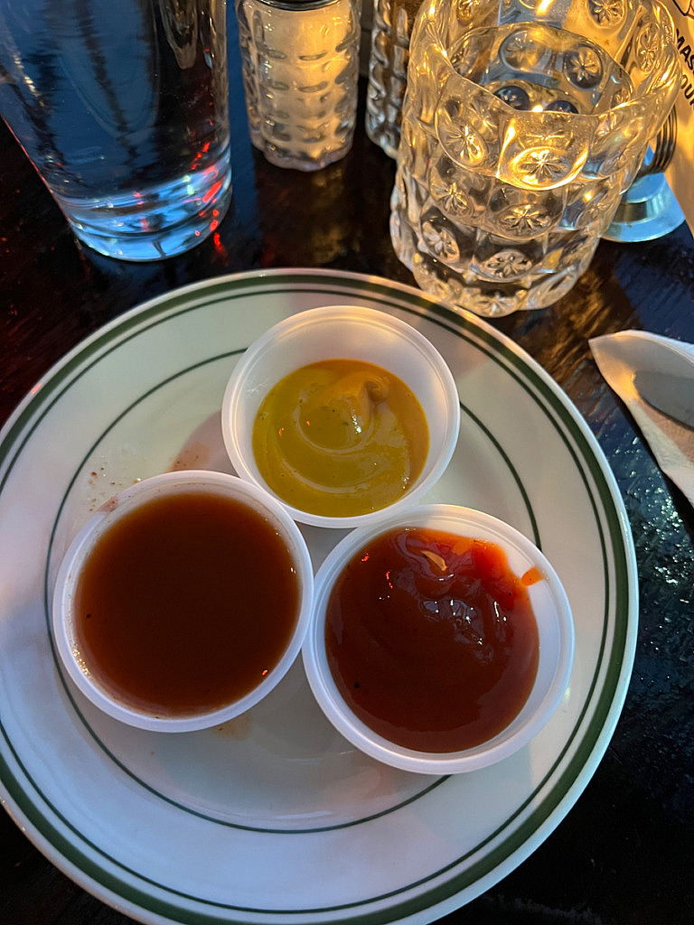 Eclectic Kim Review: Buxton Hall Barbecue